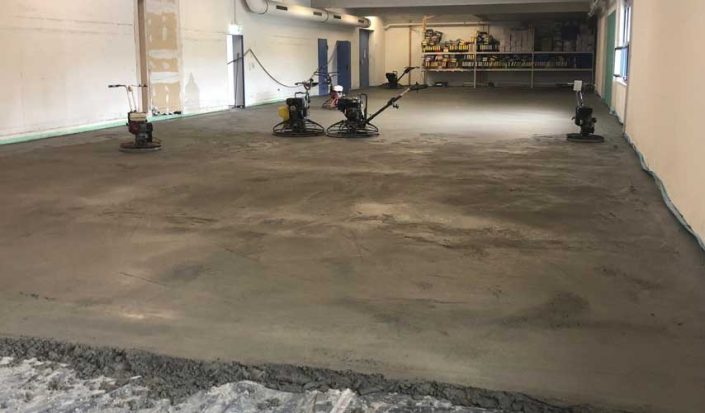 Isofloor Industriefussboden - Betoneinbau und Betonglätten